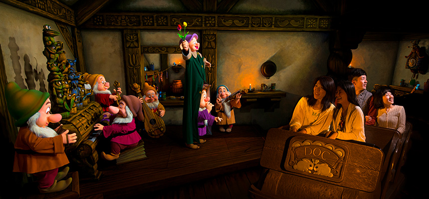 [Official]Snow White's Adventures｜Tokyo Disneyland｜Tokyo Disney Resort